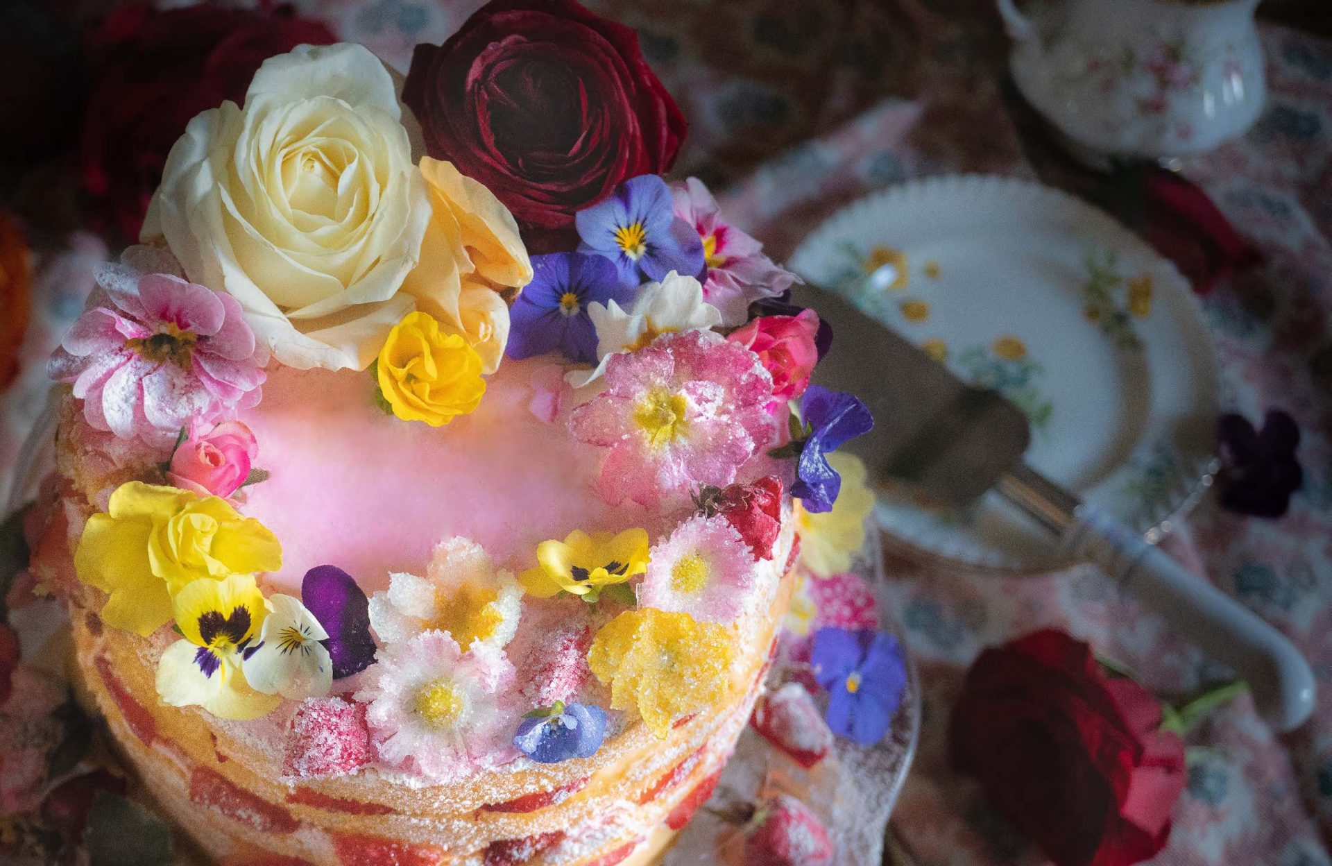 Victorian Sponge Cakes for Flora – Enchanted Living Magazine
